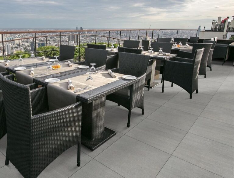 Manhattan Porcelain Tile | Creative Materials Corporation